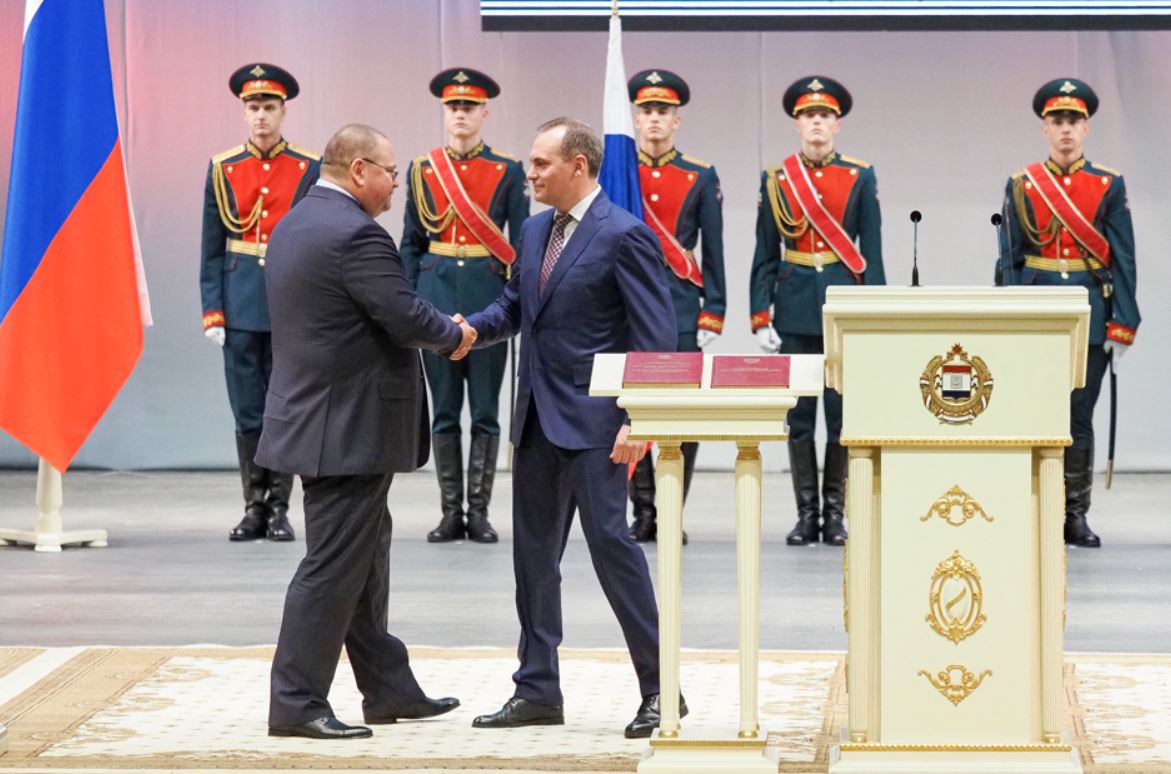 Олег Мельниченко поздравил Артема Здунова со вступлением в должность губернатора